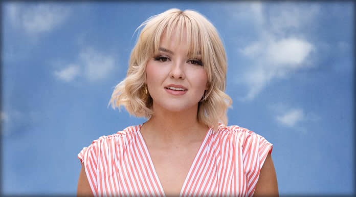 Alexandra Rotan Presenta Su Nuevo Sencillo: "Stå I Det" - PipiloPop.com